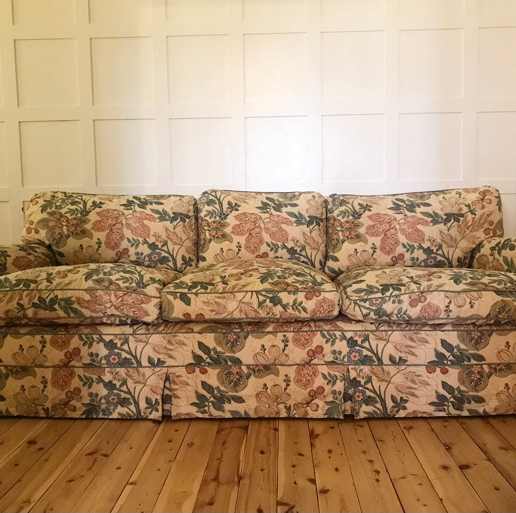 Beautiful vintage Bennison linen upholstered 3 seater sofa – Textile & Twig