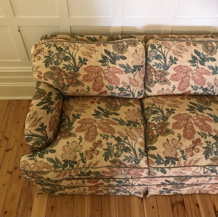 Beautiful vintage Bennison linen upholstered 3 seater sofa – Textile & Twig